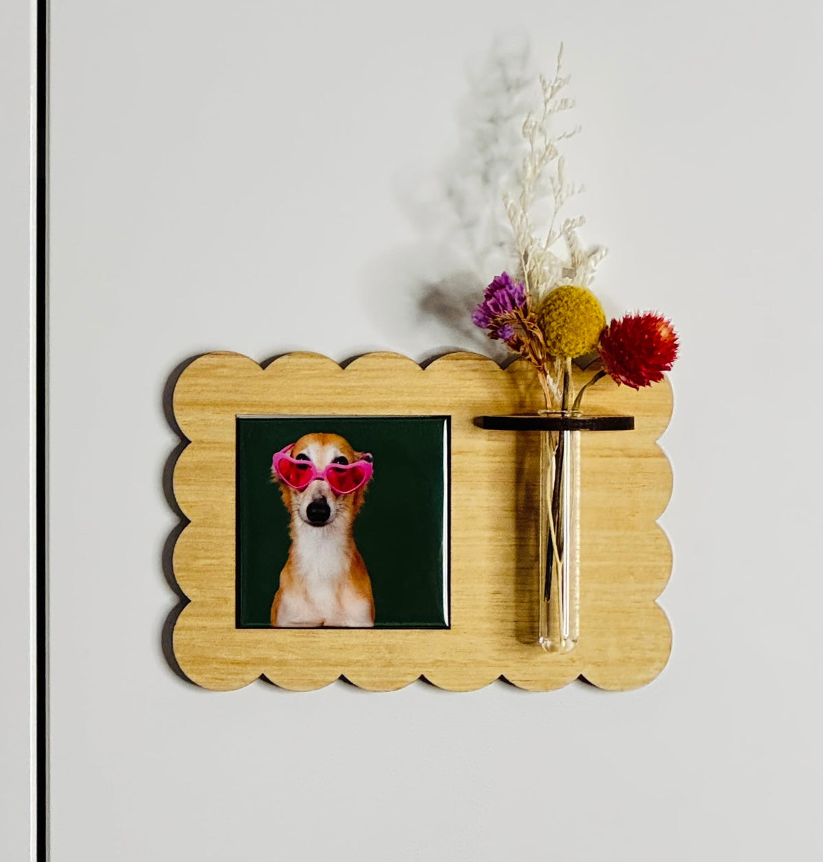 Magnetic Frame with bud vase: eucalypt — Pili Pala Pieces